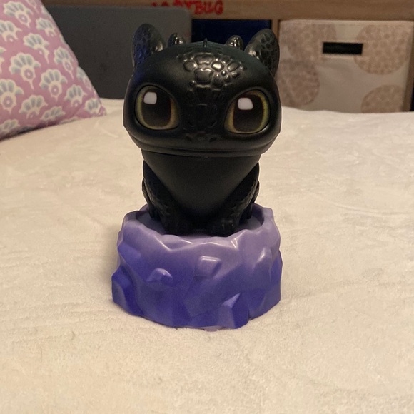 Dreamworks | Toys | Dreamworks Dragons Flying Toothless Interactive ...